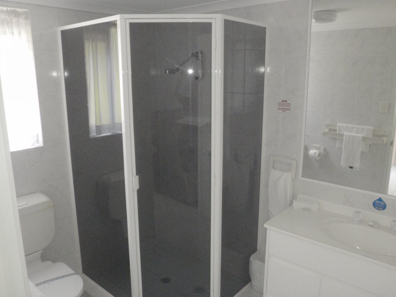 Rooms - Runaway Bay Motor Inn